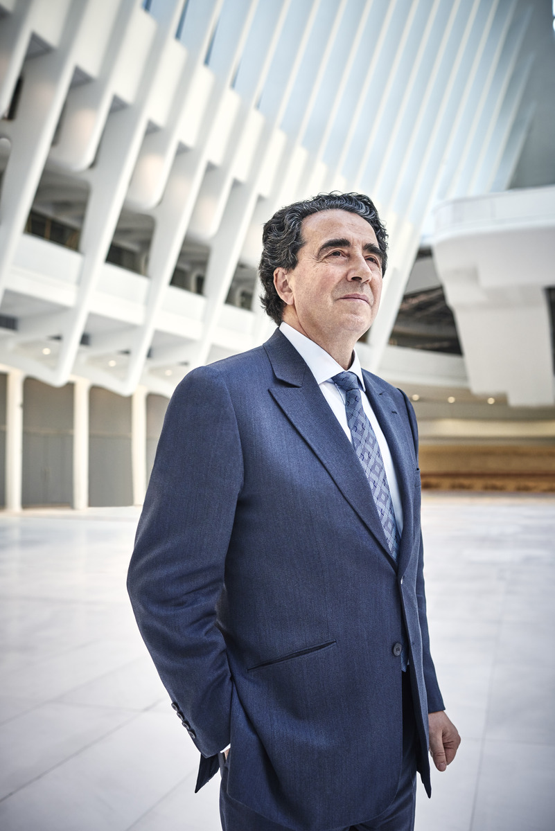 The Fusion of Art and Engineering: Santiago Calatrava’s Iconic ...